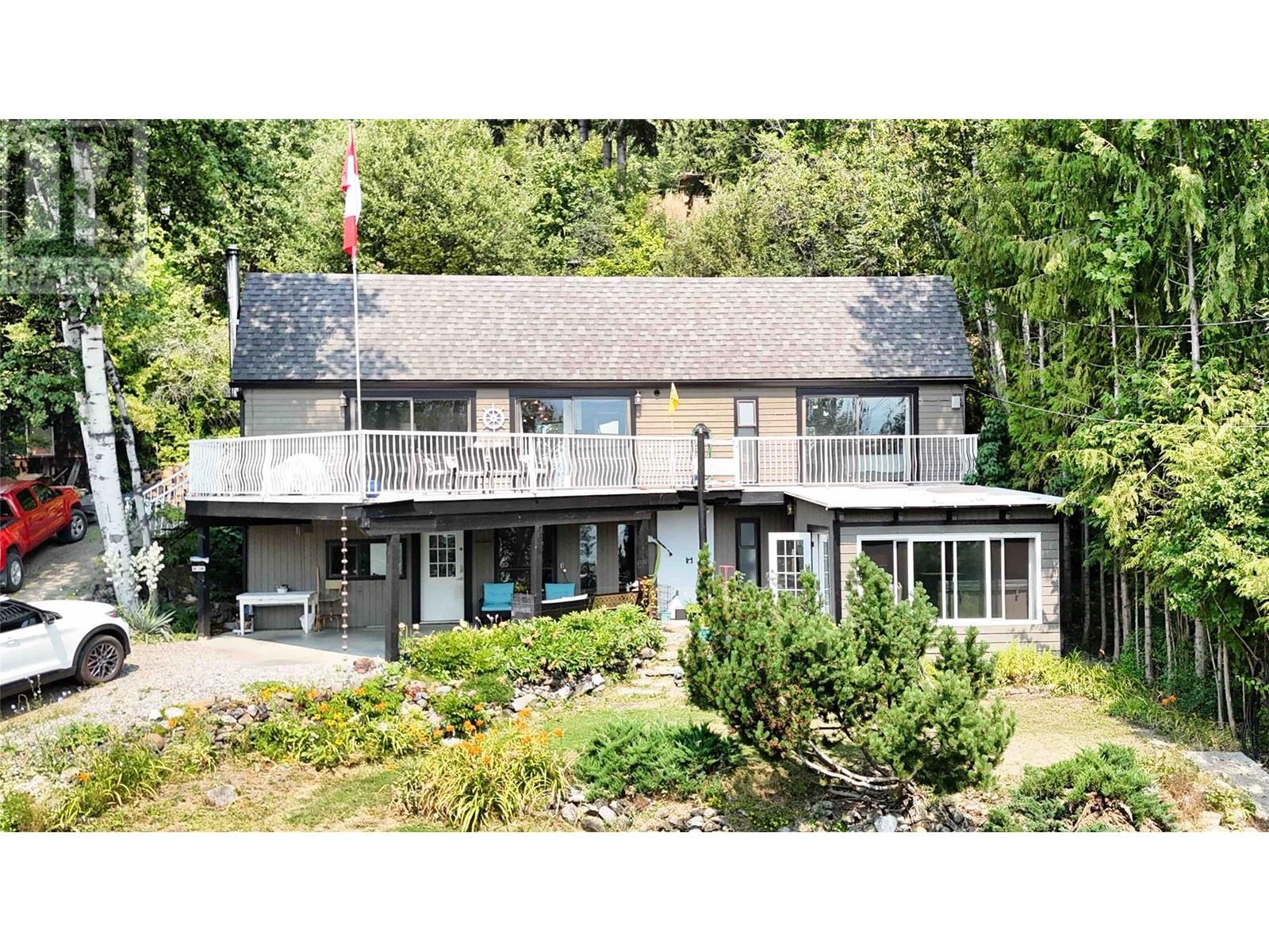 6473 Squilax Anglemont Road, Magna Bay, British Columbia V0E1M7 For ...