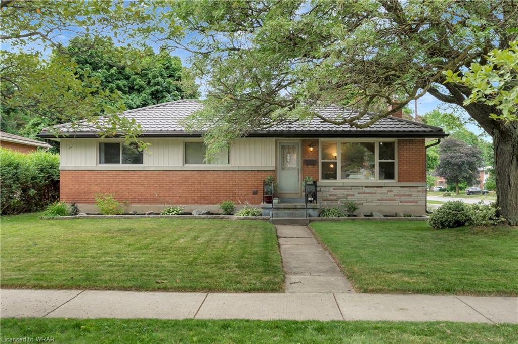 59 Ellis Crescent S, Waterloo, Ontario N2J2B5 For Sale | HouseSigma