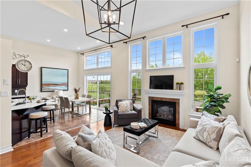 316 CENTERRA Court, Nepean, Ontario K2J5T9 Sold History | HouseSigma