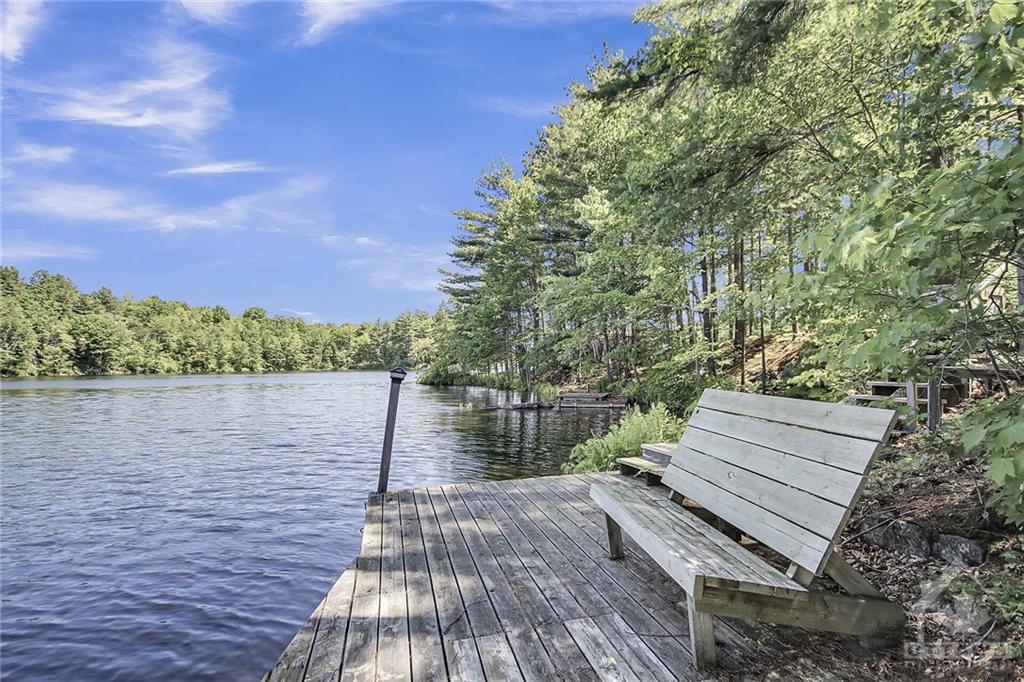 697 GARTER LAKE Lane, Godfrey, Ontario K0H1T0 Sold History | HouseSigma